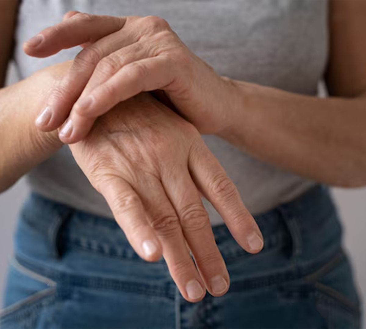 Estudo indica que prática de Yoga ajuda a tratar artrite reumatoide - O ...